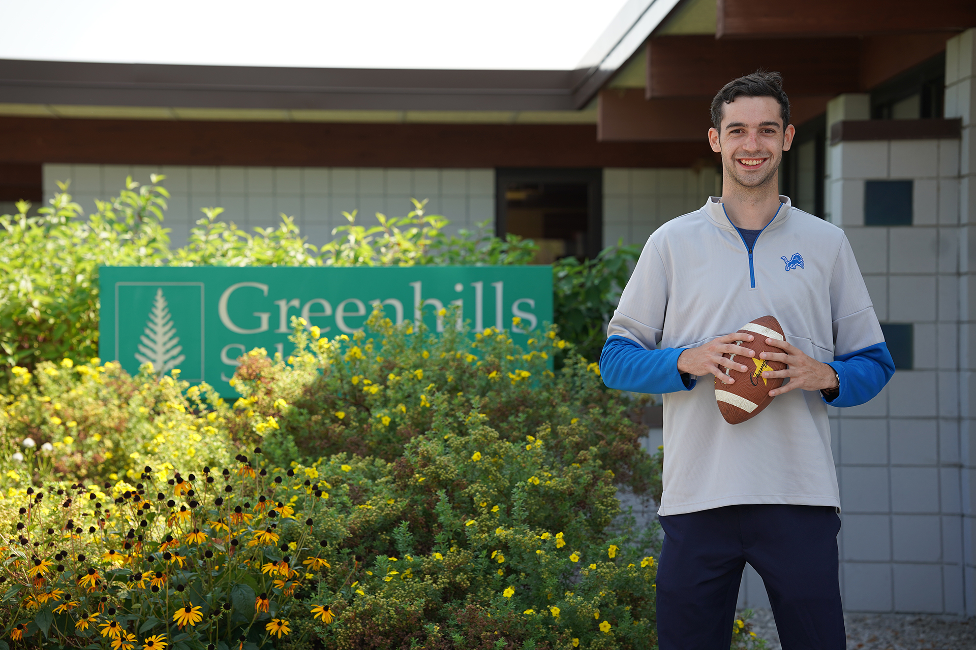Alum Derek Heitman ’13 with the Detroit Lions, but Always a Gryphon ...